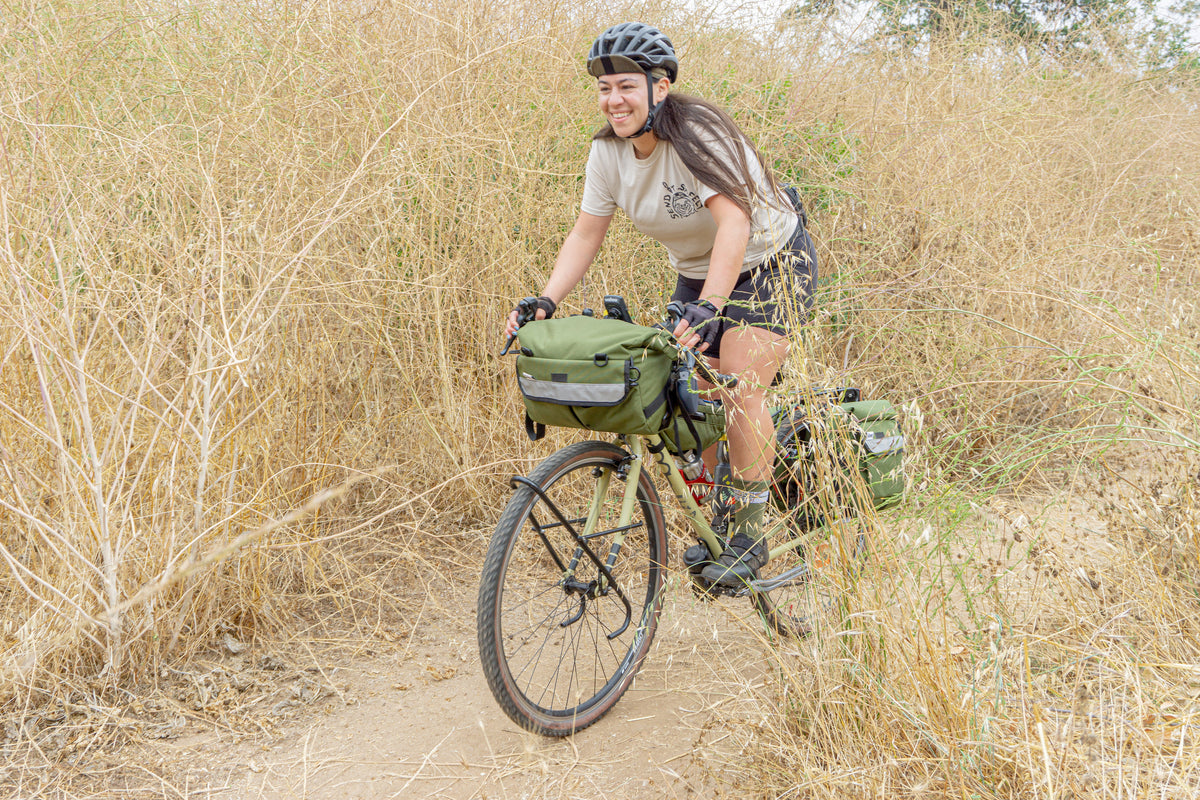 To our overseas/international customers: | Road Runner Bags